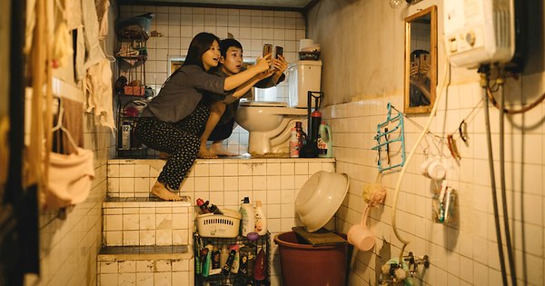 Παράσιτα στο Cinobo - Δες την ταινία online