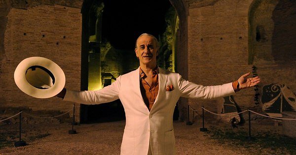 Η Τέλεια Ομορφιά στο Cinobo - Δες την ταινία online